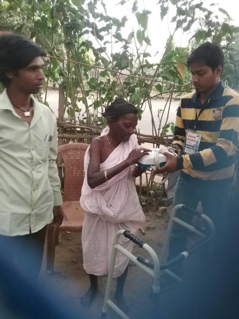 Help The Poor Women - Voice For Voiceless